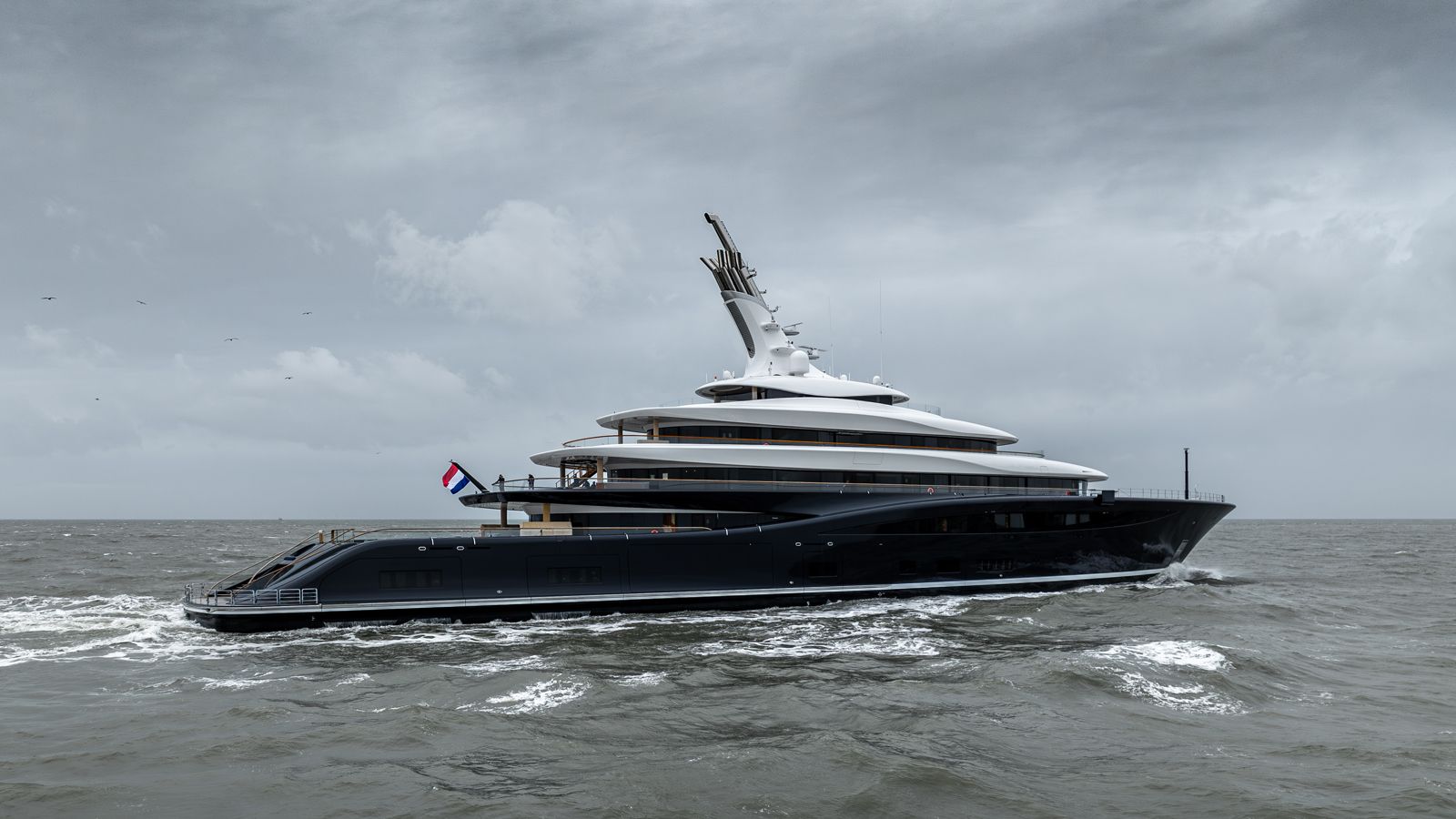 Feadship Project 821: World's First Fuel-Cell-Powered Superyacht's ...